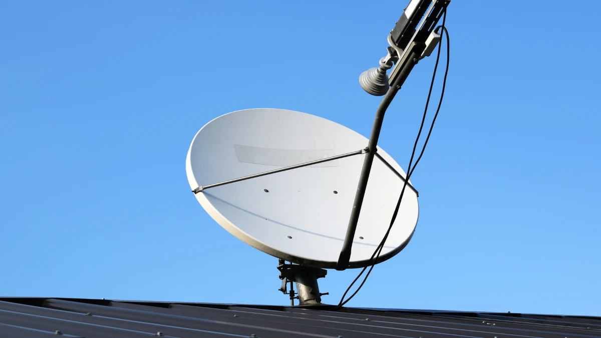 The Benefits of VSAT: Reliable and Stable Network Connectivity in Remote Areas - Narmadi Media